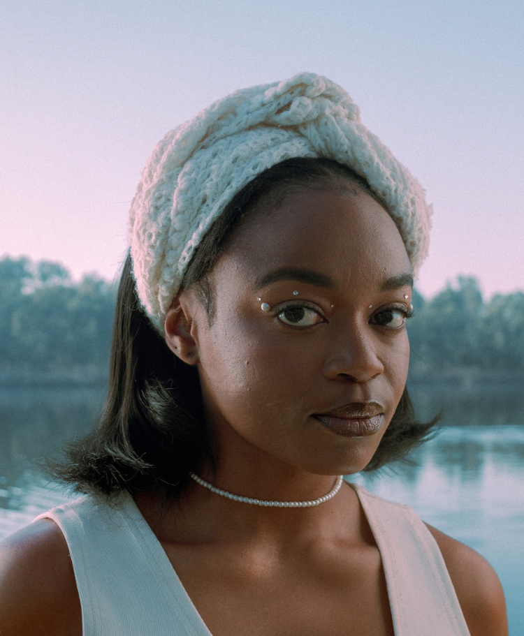Leigh Audrey’s ‘Fall For You’: A Deep Dive into Love’s Complexity ...